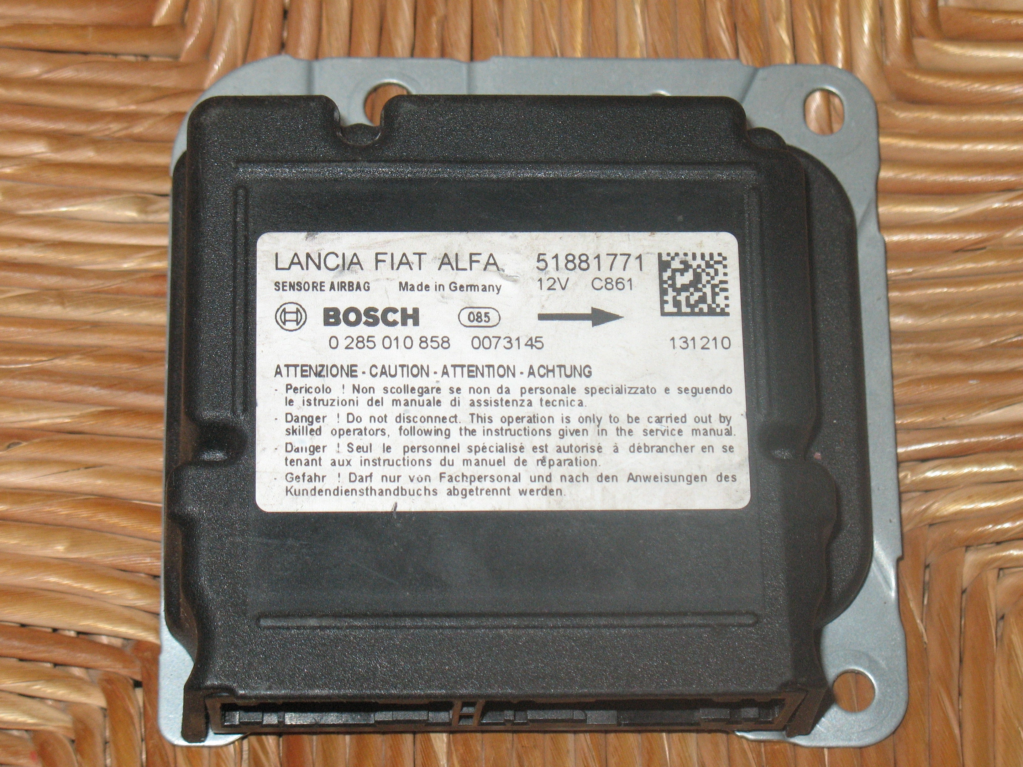 Fiat Doblo - 51881771 Bosch 0285010858 - SENSORE - Airbag – EcuFacile
