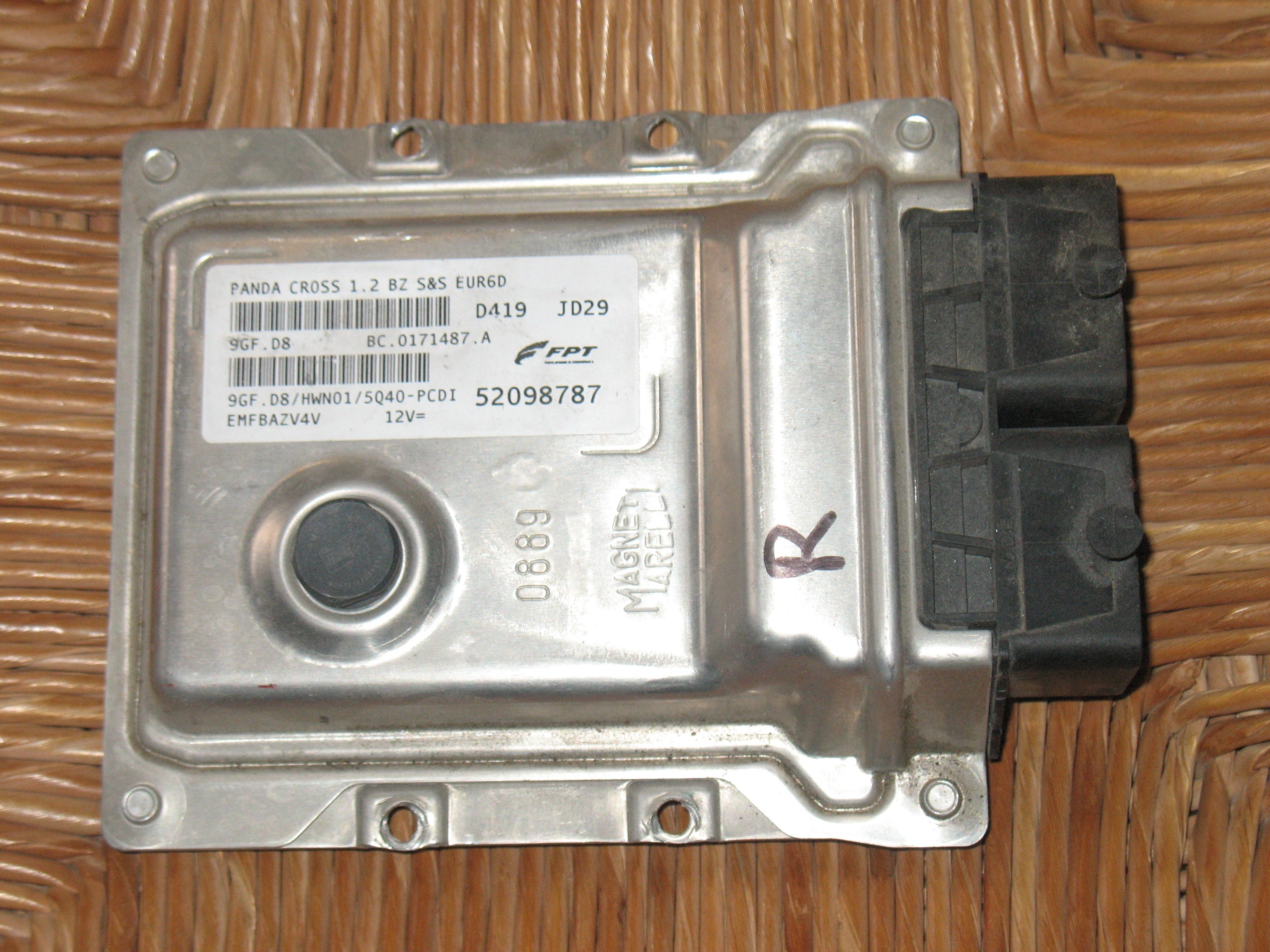 Centralina ECU Fiat Panda 312 1.2 Cross 52098787 IAW 9GF.D8 Magneti ...