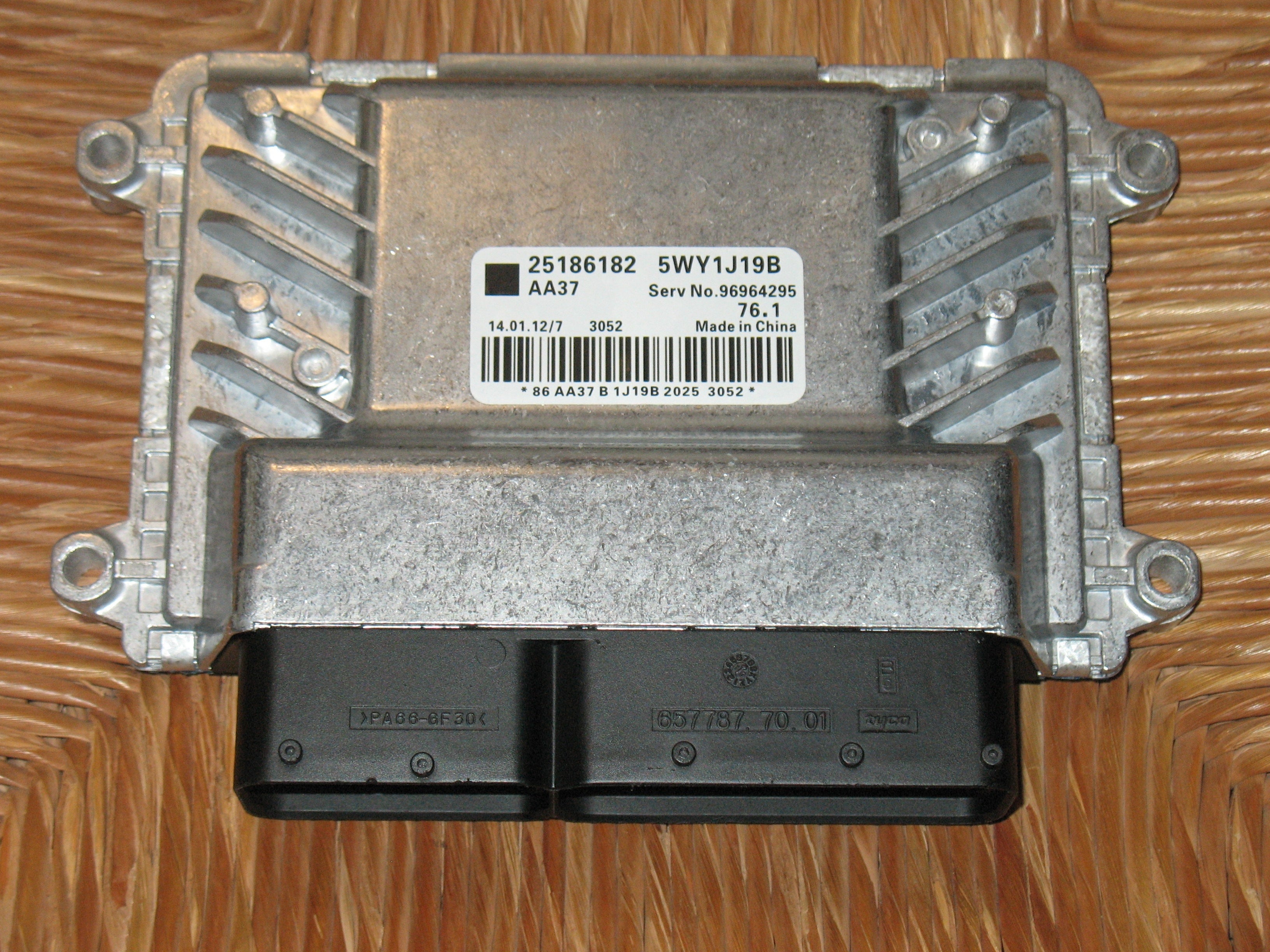 ECU CHEVROLET CRUZE GM 25186182 5WY1J19B 96964295 AA37 76.1 – EcuFacile