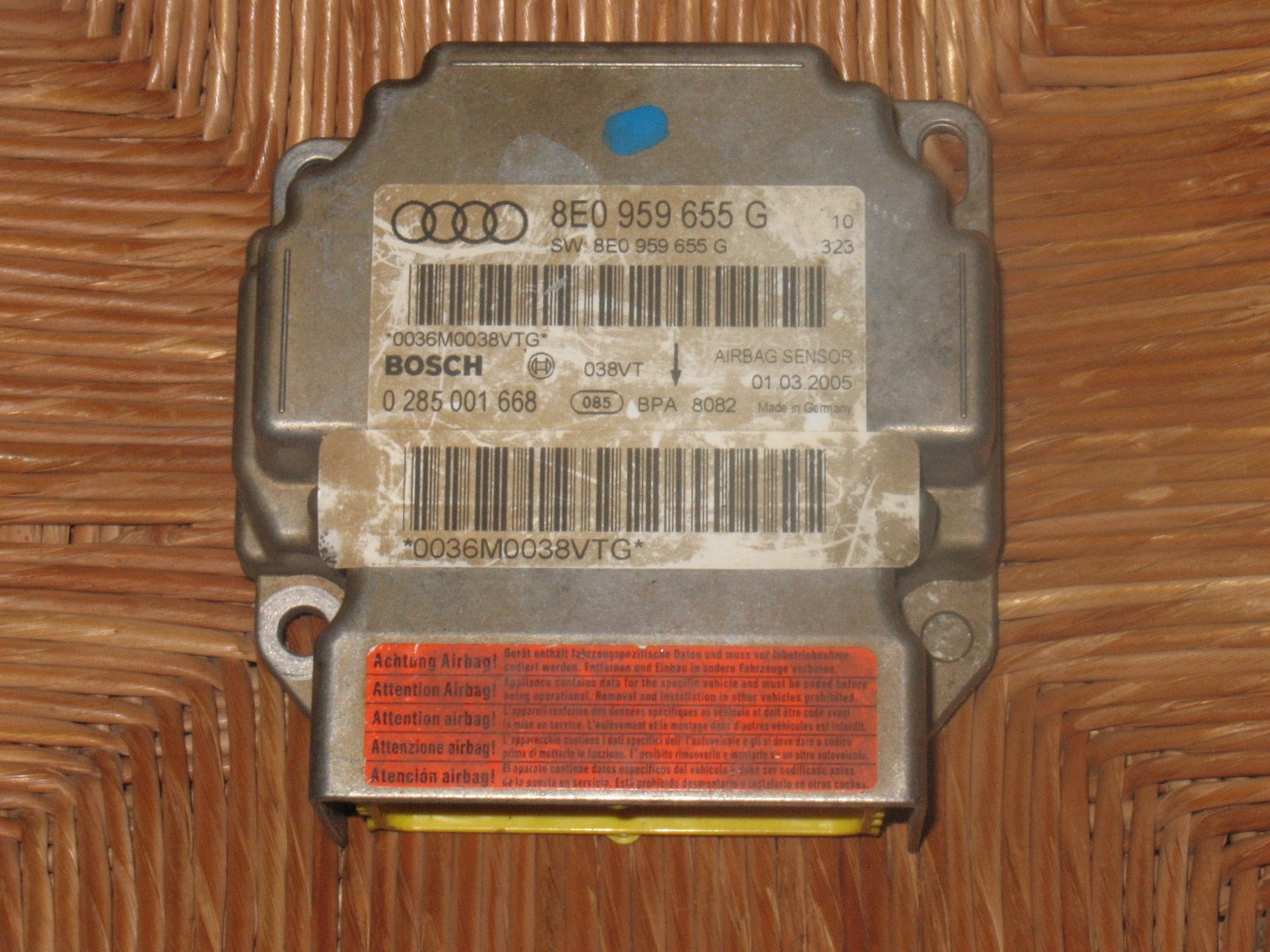 ECU AIRBAG AUDI A4 BOSCH 0285001668 8E0959655G 038VT 0 285 001 668 8E0 ...
