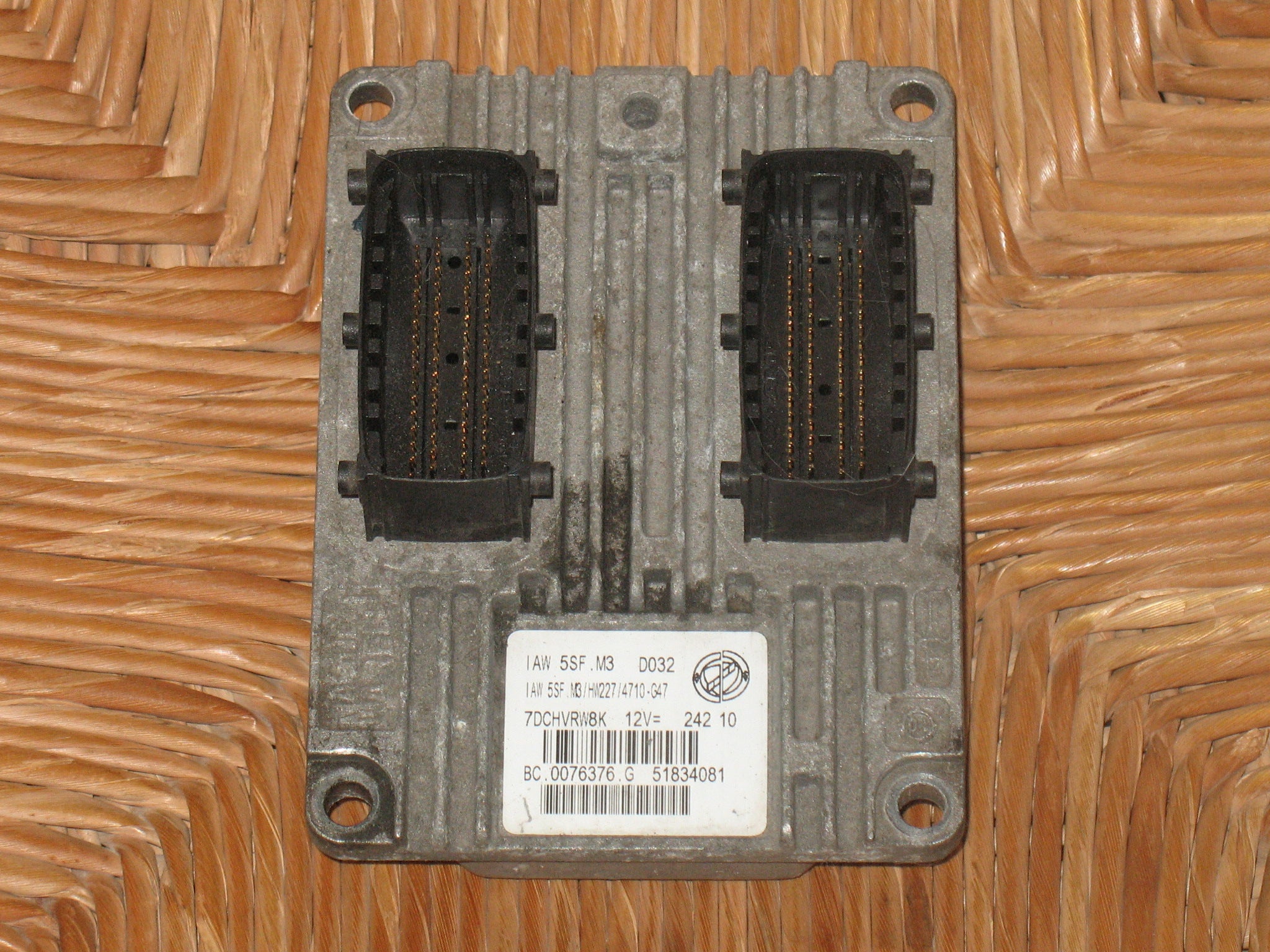 Ecu centralina fiat idea musa iaw 5sf.m3 51834081 HW227 4710-G47 ...