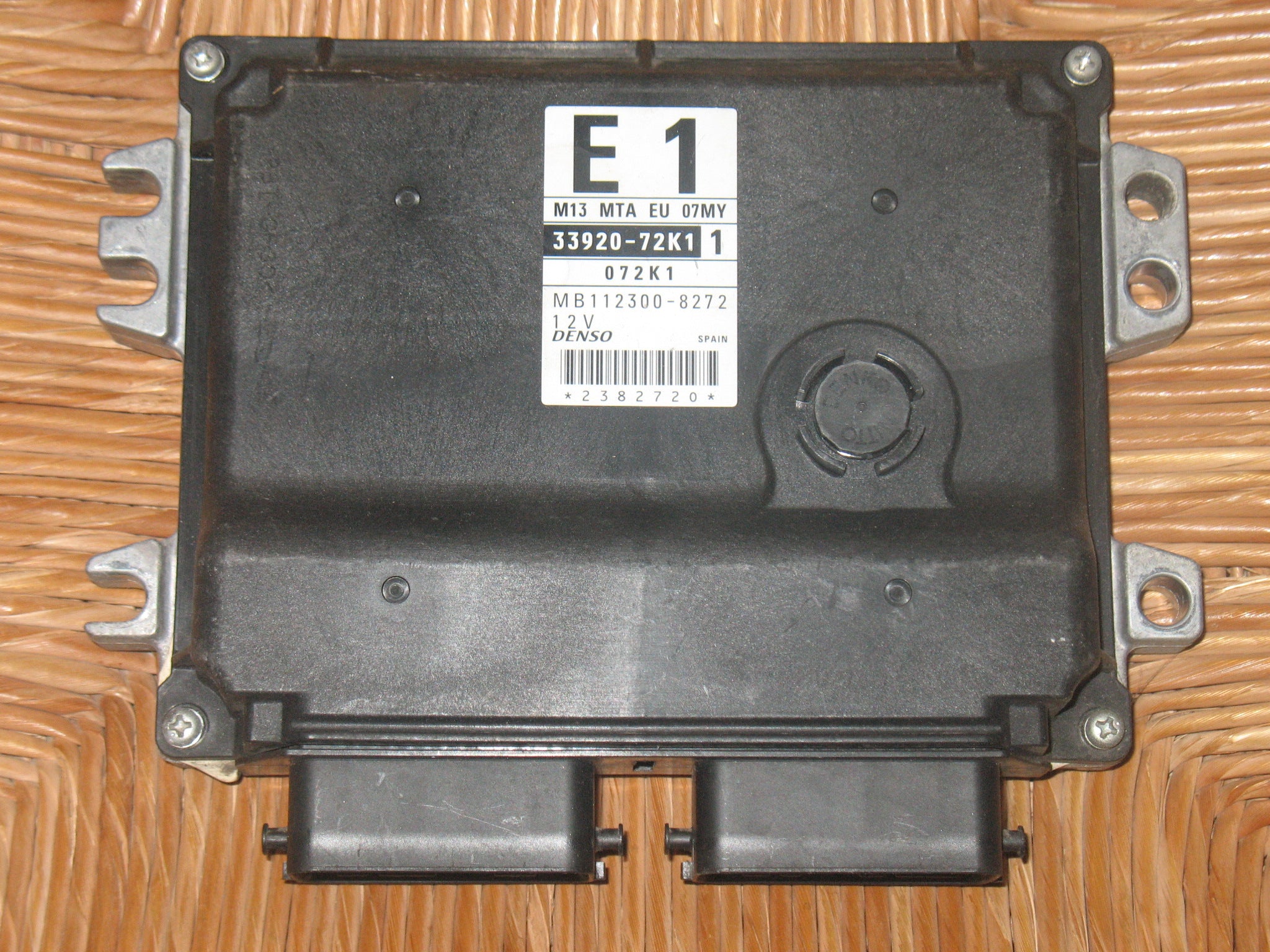ECU SUZUKI SWIFT 33920-72K1, 3392072K1, MB1125008272 – EcuFacile