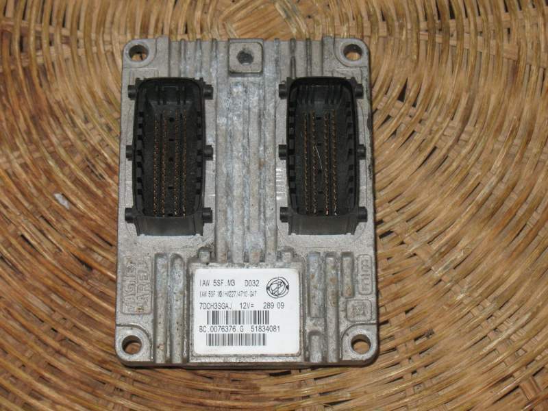 Ecu centralina fiat idea musa iaw 5sf.m3 51834081 HW227 4710-G47 ...