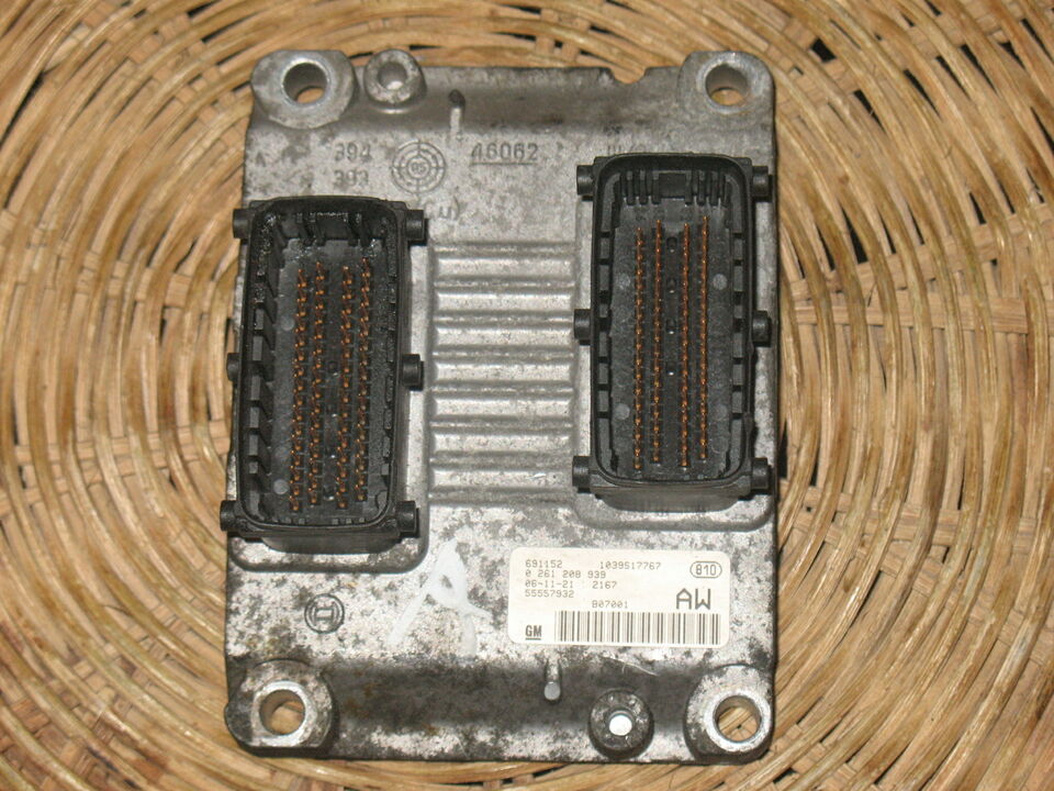 ECU OPEL CORSA D 1.0 Z10XEP 55557932 AW 0261208939 55557935 – EcuFacile