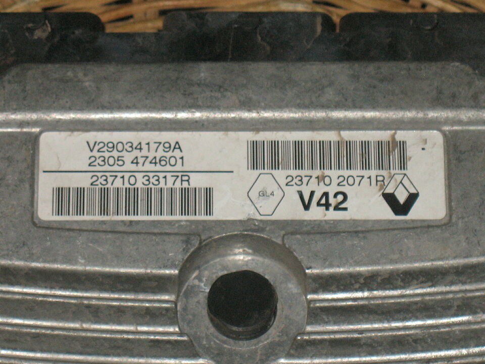ECU RENAULT CLIO V42 V29034179A 237102071R 237103317R 2305474601 ...
